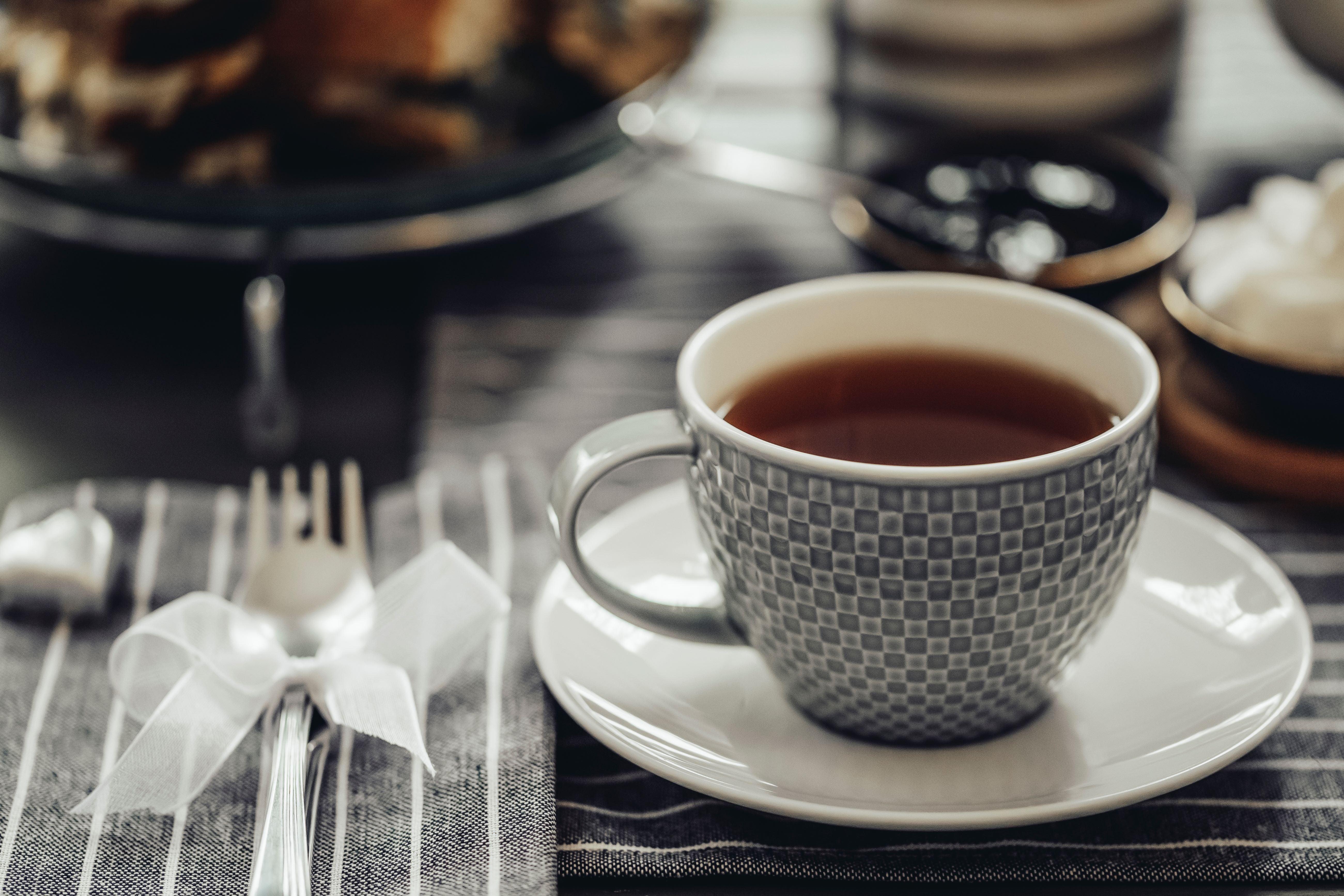 Black Teas • English Tealeaves